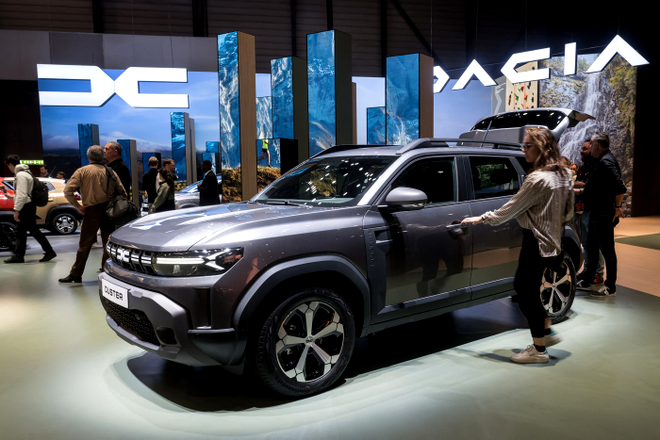 ULTIMĂ ORĂ. Dacia oferă super reduceri la toate modelele. Dusterul în ...