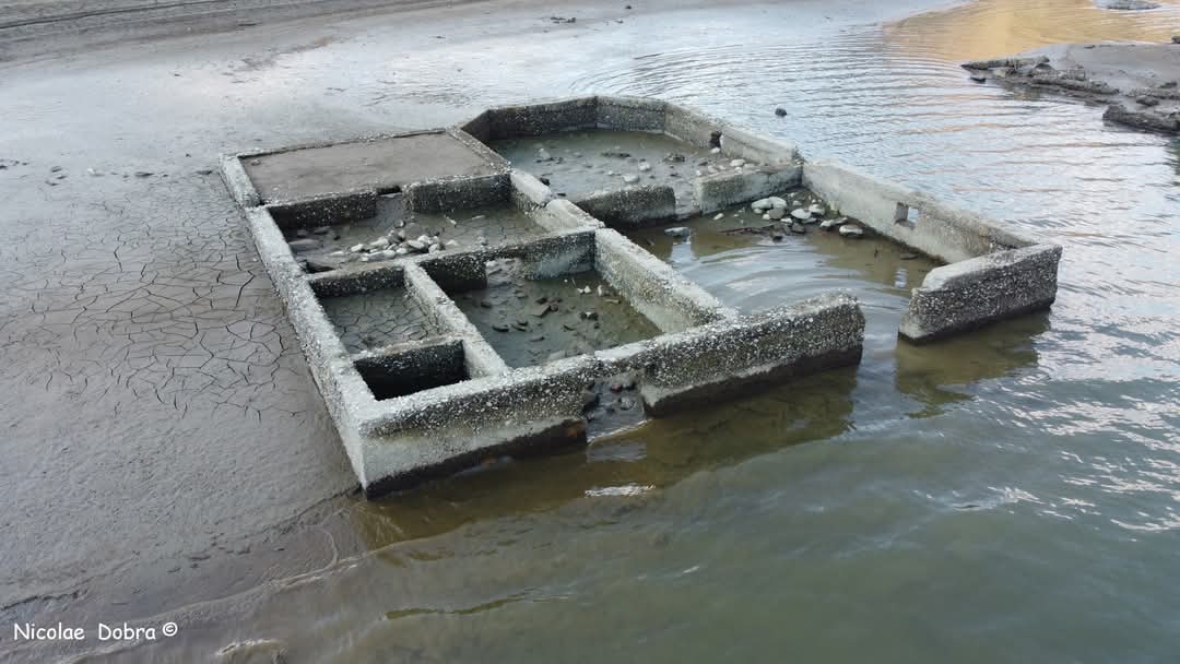 Satul ÎNGHIȚIT de barajul Vidraru a IEȘIT la suprafață! Legenda de pe ...